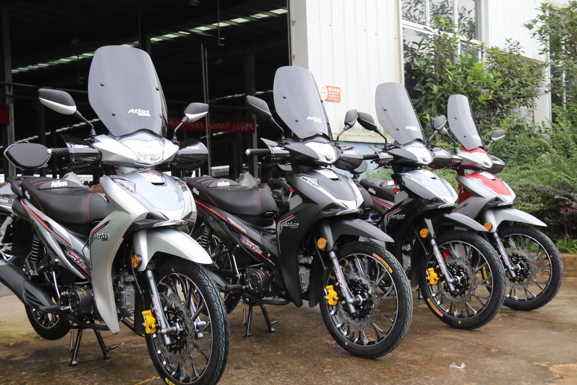 "Siêu phẩm" SH-50cc là có thật anh em ạ | CHAYXE.VN