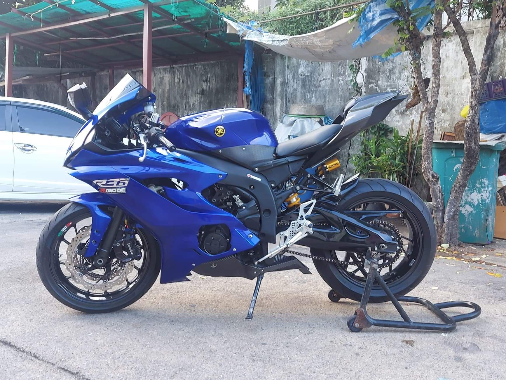 Cận cảnh chiếc Yamaha R3 độ thành YZF-R6 cực chất | CHAYXE.VN